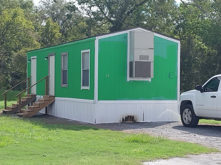Jade Jewel Cabin 54 - Bay City, TX