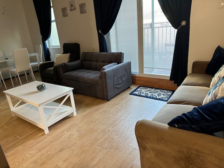 Beautiful 2nd Floor Apartment - Staten Island