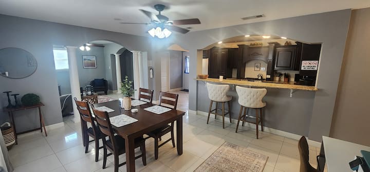Stylish 2 Br Near Goodfellow Afb - San Angelo, TX