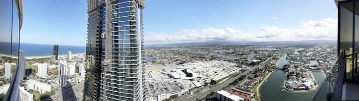 Level 52 Ocean View | Walk To Casino & Beach - Broadbeach
