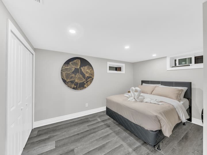 Professional Haven In Windsor - Windsor