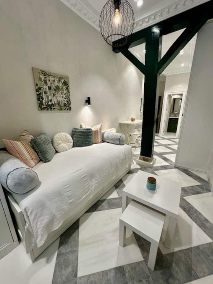 Estudio A Estrenar En Huertas -