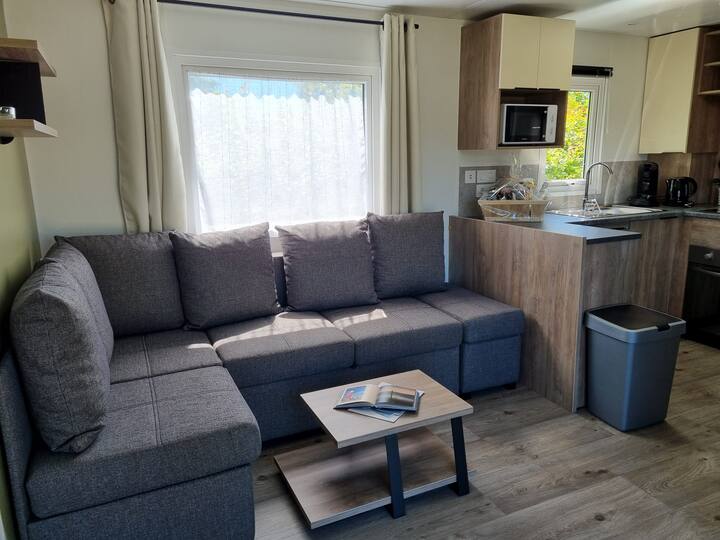 Nieuw Ruim Chalet Met Grote Tuin - Renesse