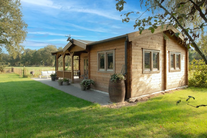 Old Deer Lodge - Helmond