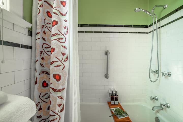 Downtown | Walkable|great For Long Stays|workspace - Spartanburg, SC
