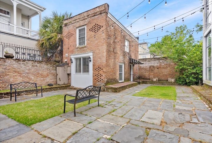 The Hallett-irby Carriage House - Mobile, AL