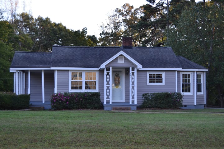 Cozy Cottage In Pilot Mt, Nc - Pilot Mountain, NC