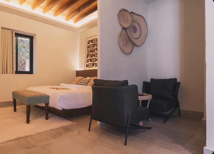 Luxury Suite With Terrace - Saudi Arabia