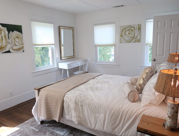Condo Near Boston, Salem & New Hampshire - Wakefield, MA