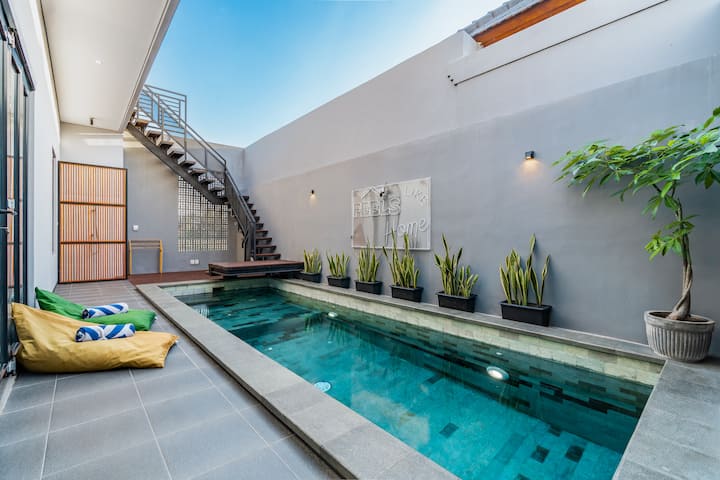 Cozy 2-bedroom Family Villa - 10 Min To The Beach - Gianyar