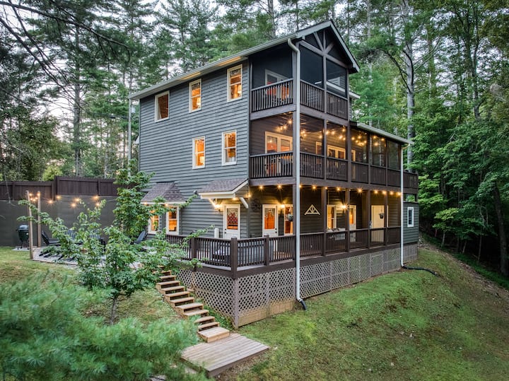 Creek Front Cabin In Georgia With Gameroom! - Ellijay, GA