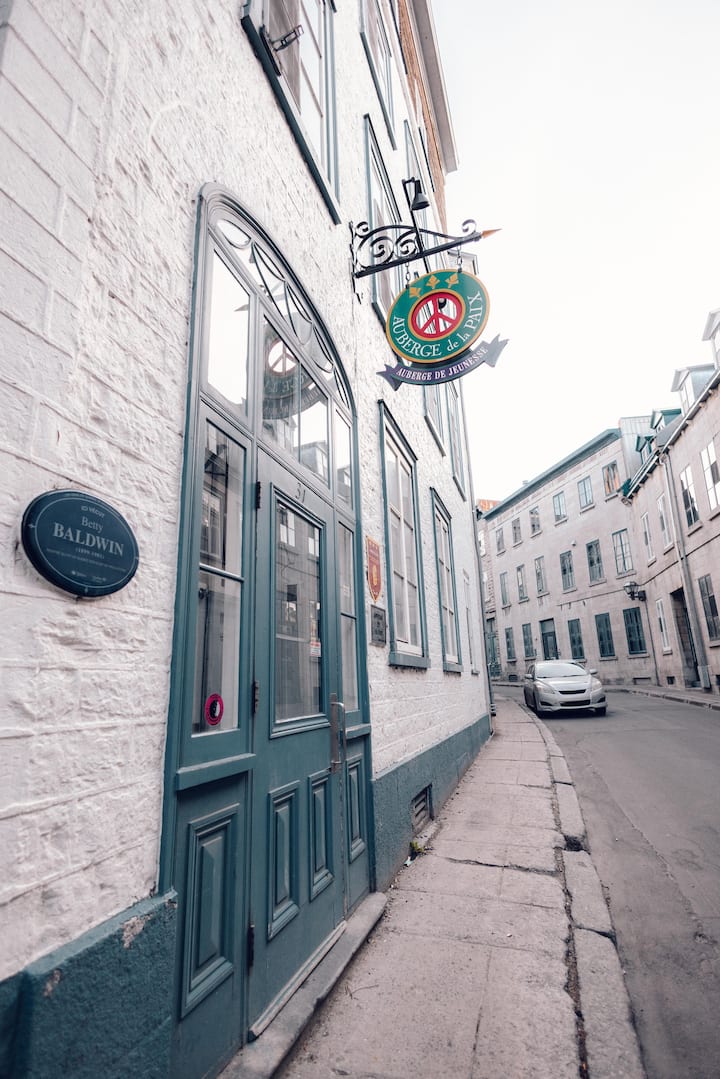 Auberge De La Paix - Privatisée - Quebec City