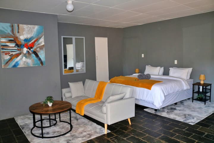 Cosy Mountain Farmstay /Pvt Boma - Magaliesburg