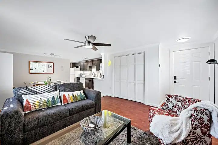 Pet-friendly | Premium Mattress | Near Hospitals - Englewood, CO