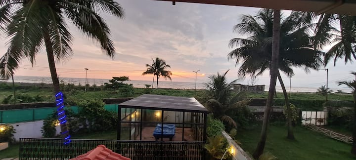 Cozy 1 Room Seaview With Balcony - Alibag