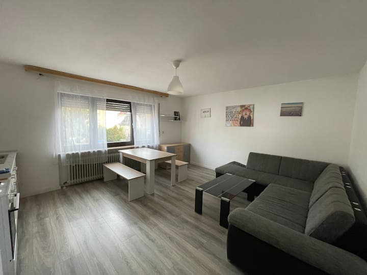 Apartment Mit 2 Schlafzimmer +Küche/essen + Bad - Rastatt