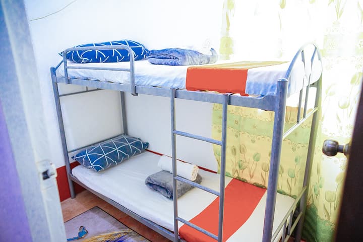 Dmi Hotels & Apartments By Reddoorz - Family Of 8 - Tabaco City