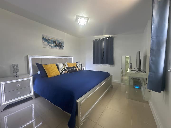 Relaxing Studio Getaway W/ Bbq, Patio & Parking - Pembroke Pines