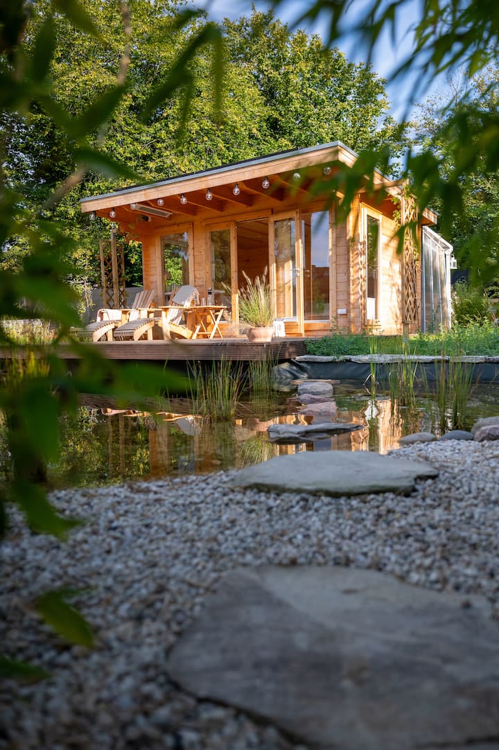 Einzigartige & Ruhige Holzhütte Am Teich - Norderstedt