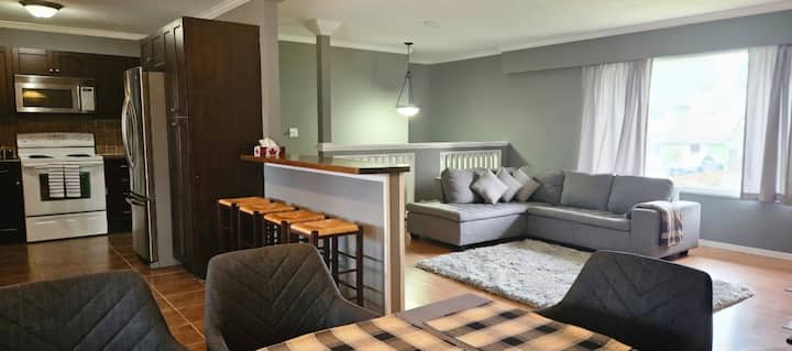 Cosy Home In Port Coquitlam - Coquitlam