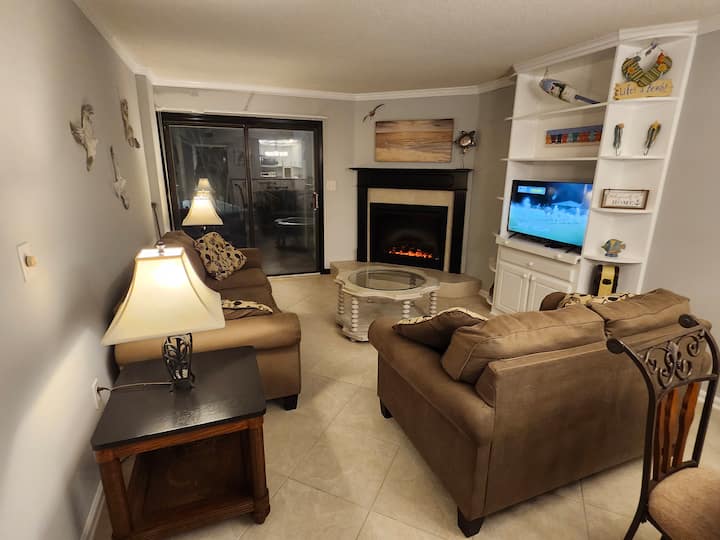 Beachside Retreat - Myrtle Beach, SC
