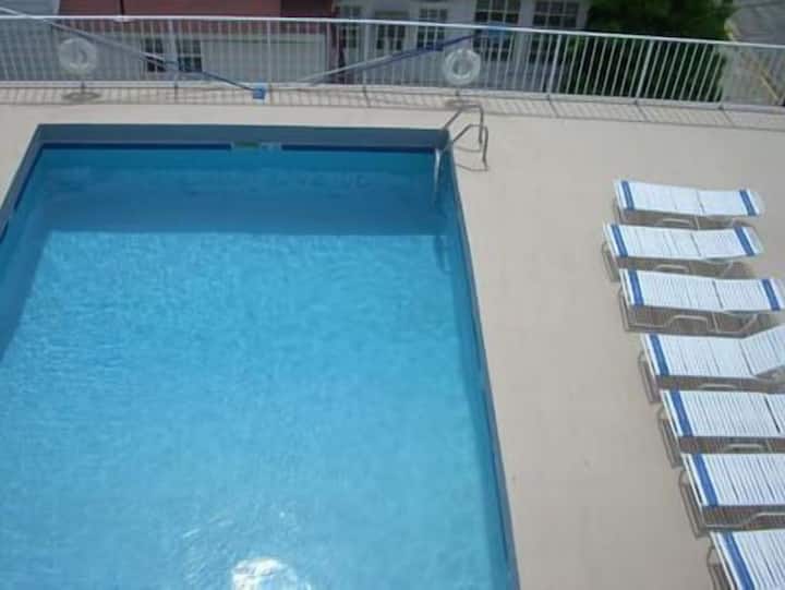2 Bedroom Condo With *Pool* - Ocean City, NJ