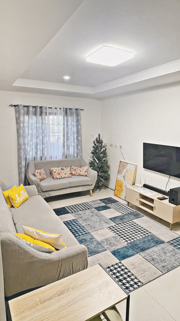 Elegant Spacious House-ana's Haven Transient - Subic Bay Freeport Zone