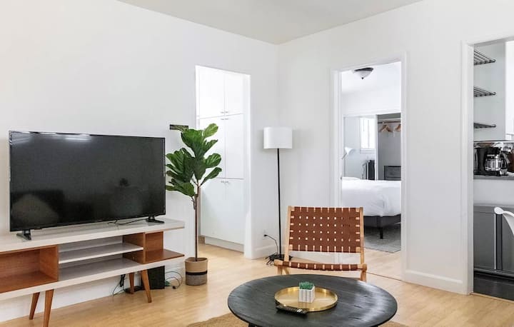 Casa Burbank 2br Creative Haven - バーバンク, CA