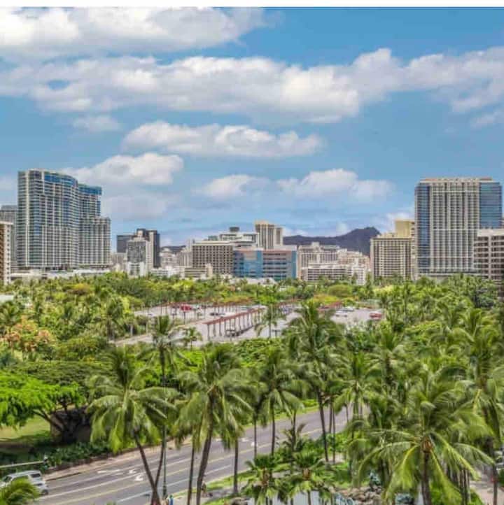 Diamond Head View, Waikiki. No Resort Fees. #518 - O‘ahu, HI