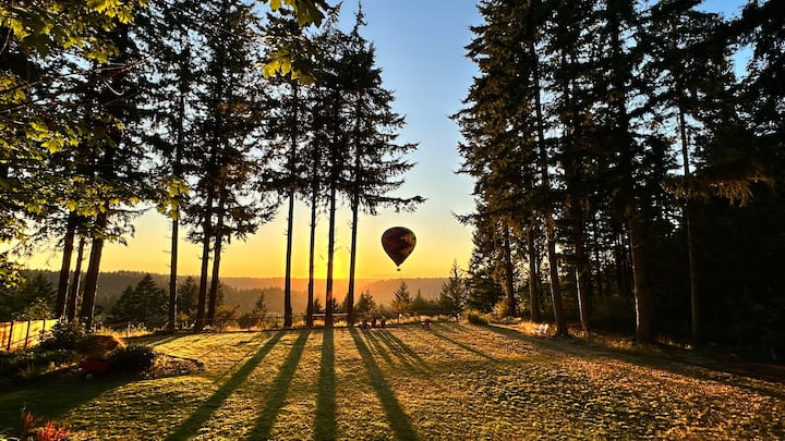 Enumclaw Plateau Panoramic Sunset View - イーナムクロー, WA
