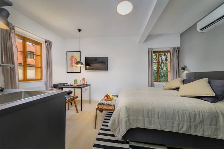 Magda Logomer Central Studio Apartment - Zagreb