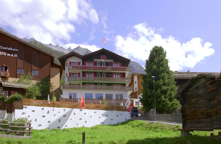 B&b Hotel Alpina - Saas-Fee