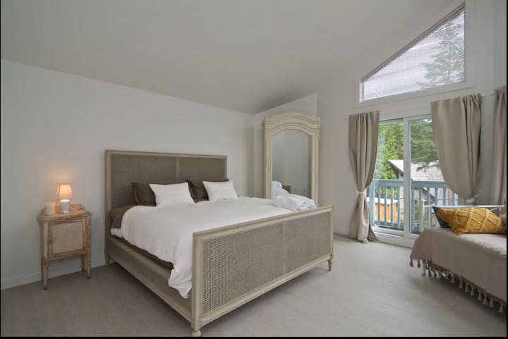 Mountain Getaway - Whistler