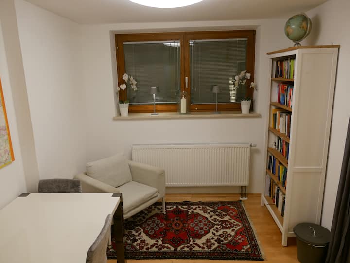 Gemütliches Souterrain Apartment - Neubiberg