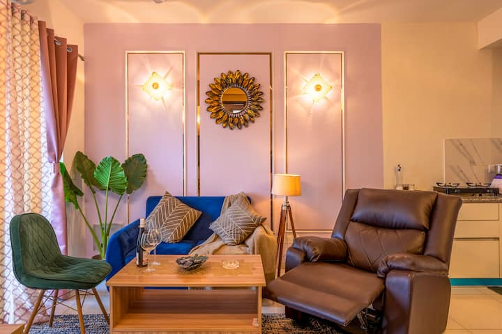 Grand View | Luxurious 1bhk With Stunning Views | - Noida