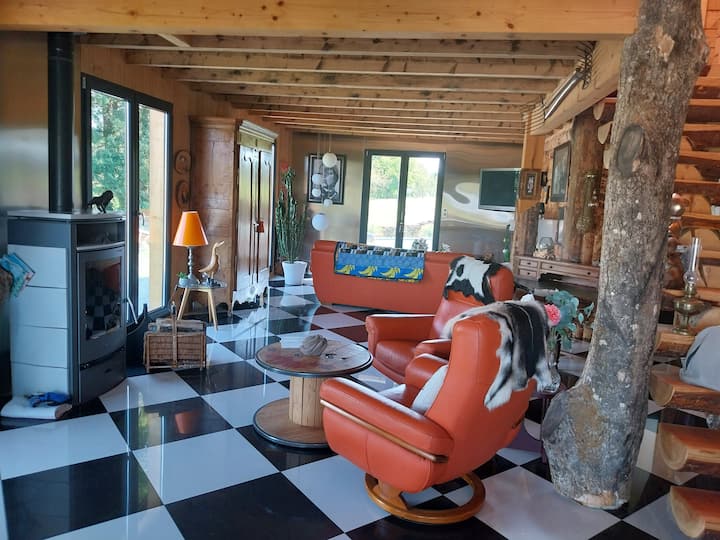 Chalet Avec Piscine - 6 Pers Max - Lons-le-Saunier