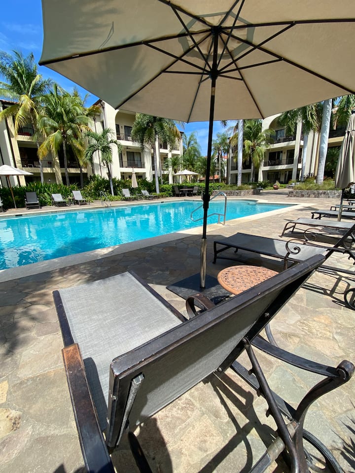 Comfy Beach Condo/wi-fi+close To Beach And Laundry - Playa Hermosa