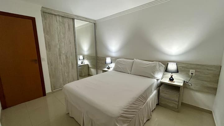 Ivana Imoveis-ap. 1204 - 50m Da Praia - Guarapari