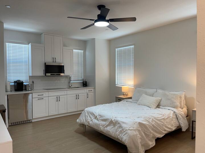 Charming Studio Guest House - Sebastopol, CA