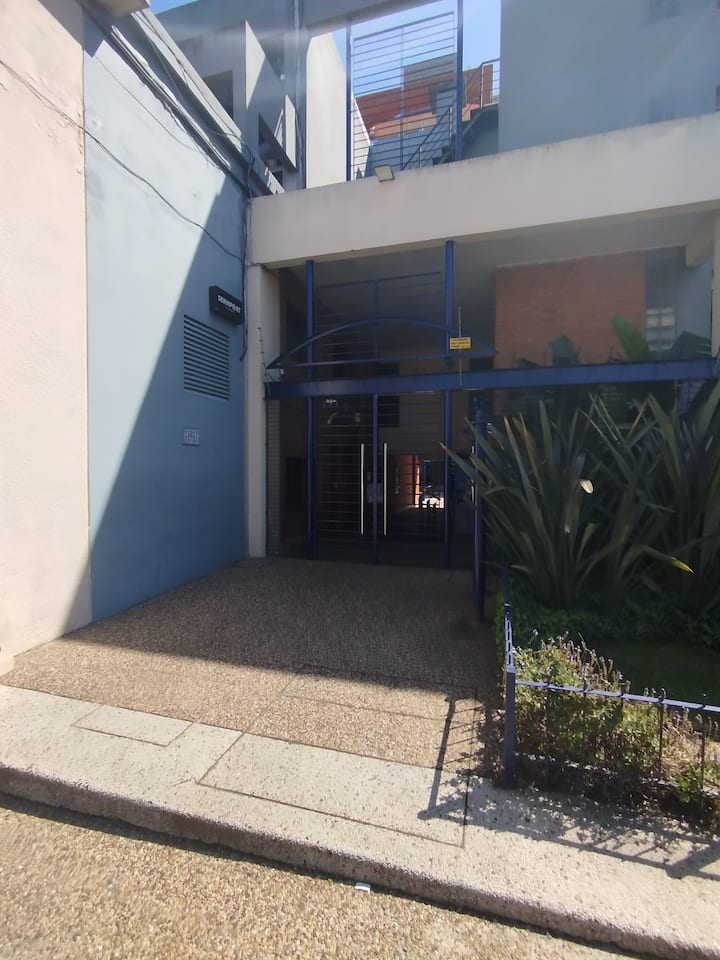 Apartamento Centrico Y Seguro - Montevideo