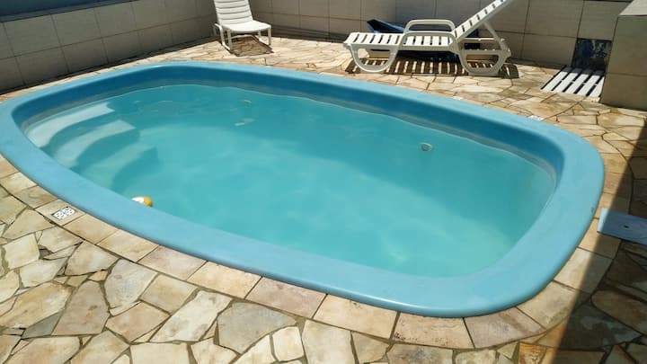 Piscina, 50m Do Mar E Cabem 15 Pessoas! - Matinhos