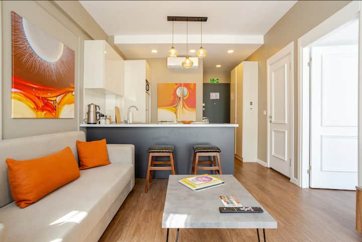 Chic 1 Br In Cihangir- Central & Comfortable - Karaköy