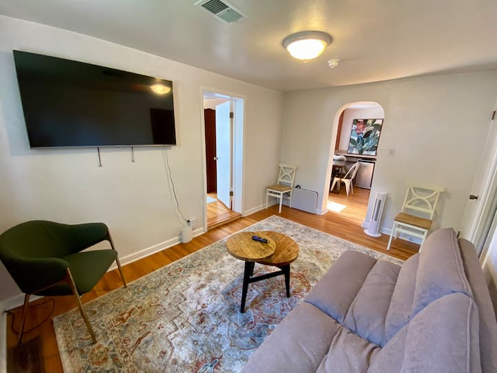 Cozy, 2 Bed House In Denver - Denver, CO