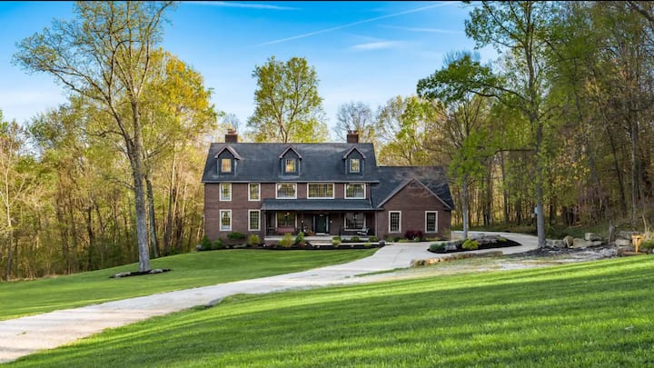 Twin Oaks Retreat - Cambridge, OH