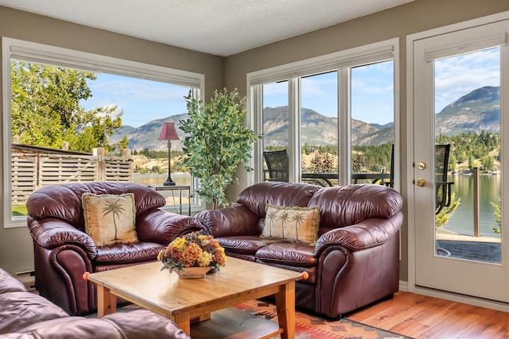 Bay Breeze | Lakefront | Mountain Views | Pets - Invermere