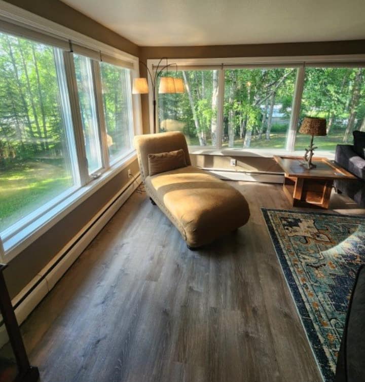 Newly Renovated Close To Airport, Lakes & Wildlife - 앵커리지