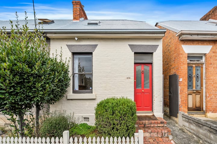 Explore South Hobart Village From An 1855 Cottage - Hobart