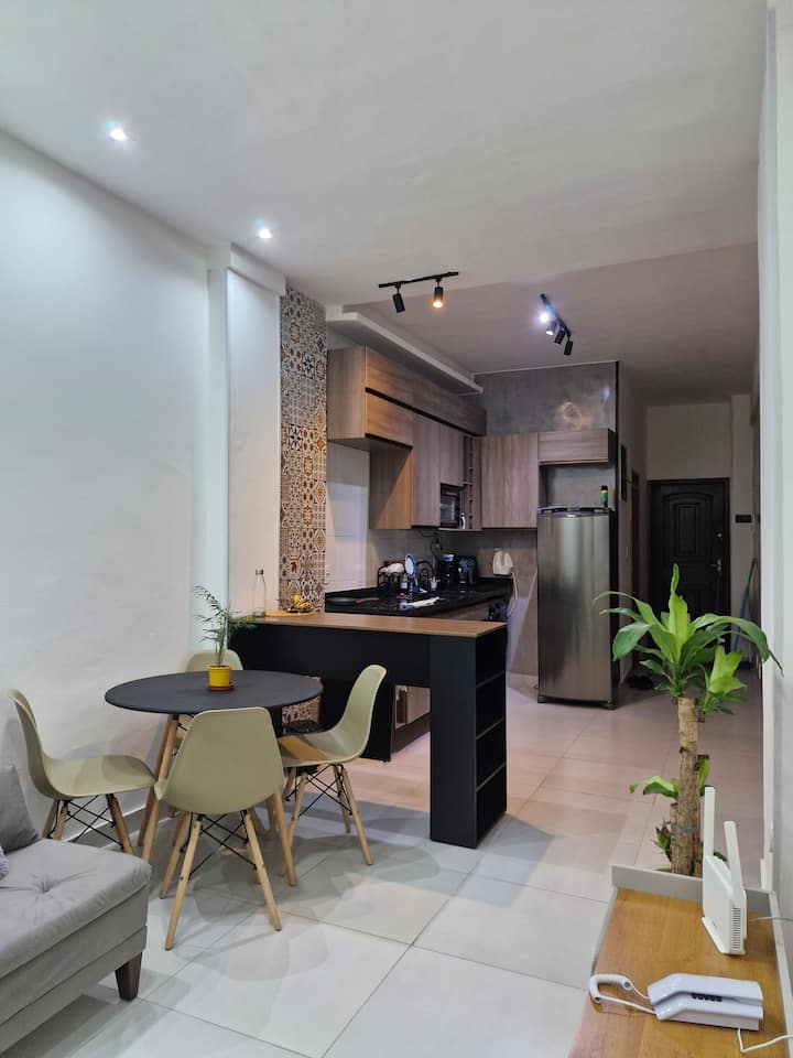 Apto Bem Localizado. - Rio de Janeiro