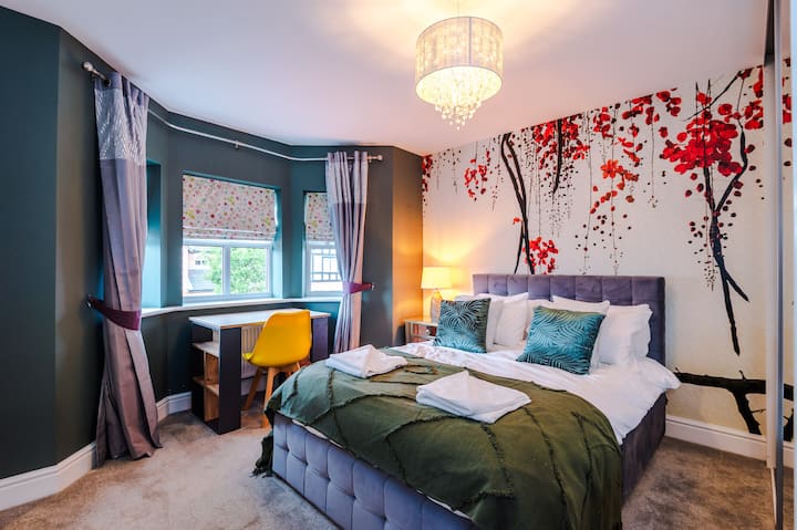 Spacious Comfort / Contractors & Long-term Guests - Chester, UK