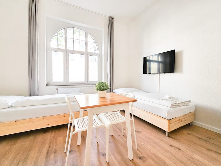 Raj Living - Studio Apartment - 15 Min Messe Dus - Ratingen